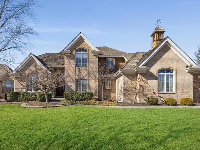 24735 W Manor Dr, Shorewood, IL 60404