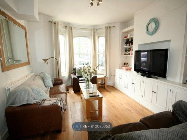 Shorrolds Road, London SW6, 5 bed terraced house to rent, £5,417 pcm | PrimeLocation