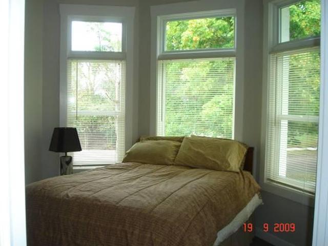 Short Term Extended Stay Fully Furnished Apts