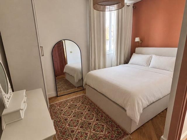 Short term let 2 bed house for summer