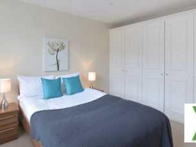 Short Term Let. Fabulous, Quiet, Bright, Furnished one bed in Hyde Park