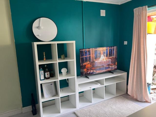 Short Term 1 Bed Flat with Private Garden