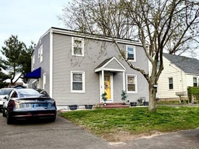 Short Beach Rd, East Haven, Home For Sale