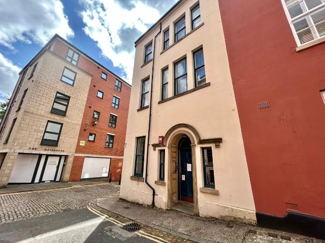 Short Hill, Nottingham NG1, 1 bed flat to rent, £805 pcm | PrimeLocation