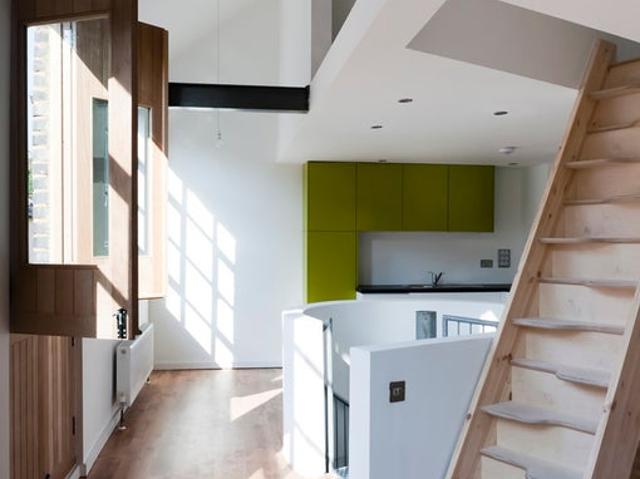 Short Let 1 Bed Loft Flat in Finsbury Park