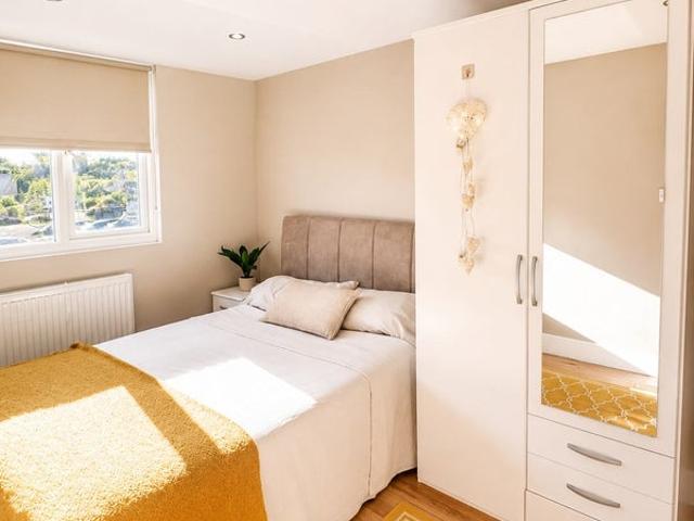 Short Let 4 Bed Deptford – Mins from London Bridge