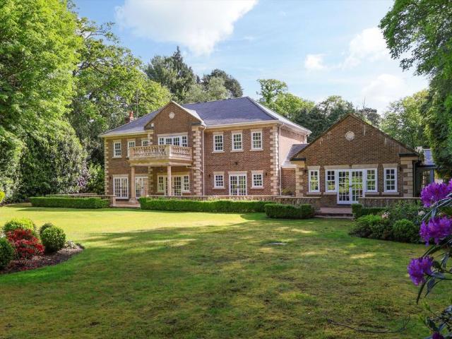 SHORT LET An impressive family home located in Virginia Water available to let