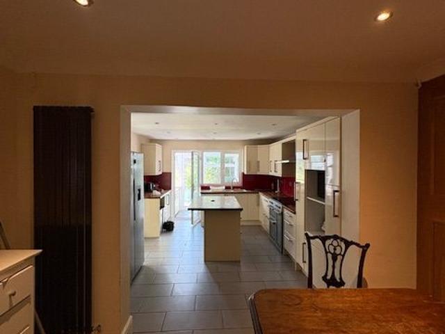 Short Let Earlham Green Lane, Norwich, Norfolk NR5, 6 bed property to rent, £2,950 pcm | PrimeLocation