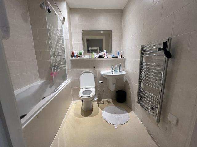 Short let, flat in city center Manchester
