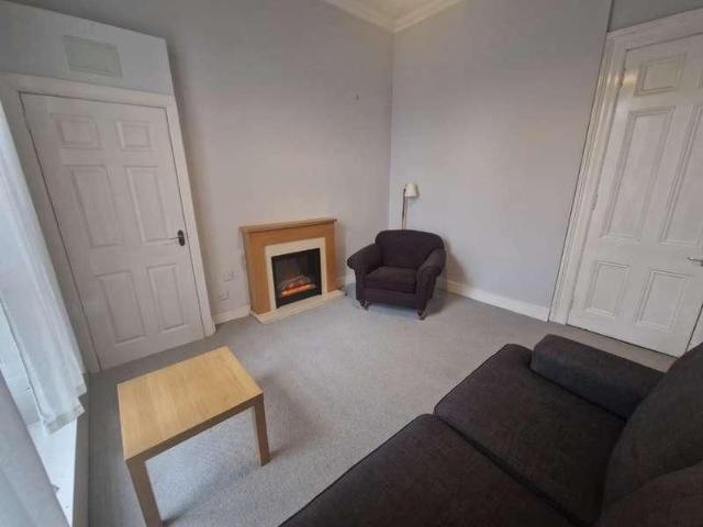 Short Loanings, Rosemount, Aberdeen, AB25