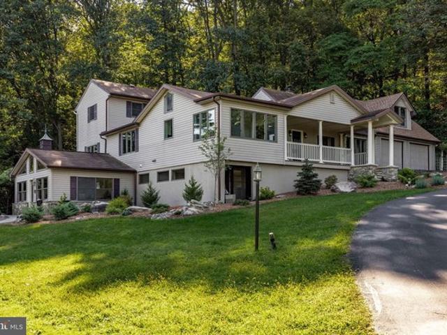 Short Ln, Sugarloaf, PA 18249