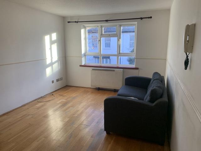 Short or long term let Lovely 1 bedroom flat