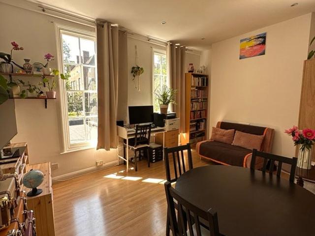 Short Stay one bed flat avaliable