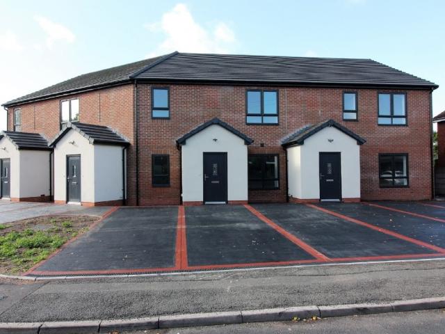 Short Street, Willenhall WV12, 2 bed flat to rent, £750 pcm | PrimeLocation