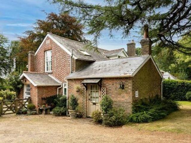 Shortbridge Road, Piltdown, 2 Bedroom Semi detached