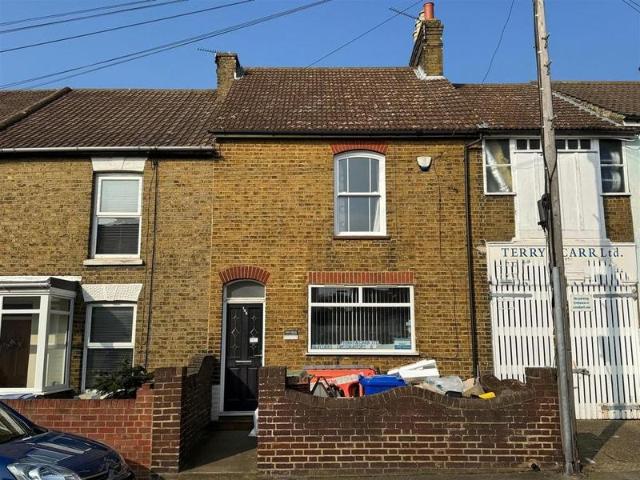 Shortlands Road, Sittingbourne 1 bed flat to rent £825 pcm.