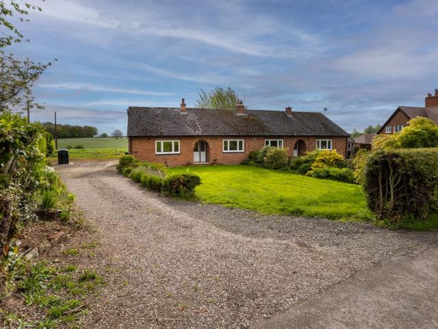 Shavington Bungalow, Shavington Park, Market Drayton TF9, 3 bed semi detached bungalow to rent, £995 pcm | PrimeLocation