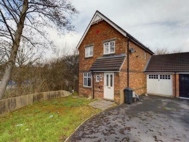 Shaw Gardens, Bristol BS14, 3 bed property to rent, £1,600 pcm | PrimeLocation