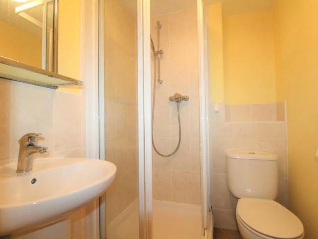 Shaw Road, Chilwell, Nottingham, NG9 6RS