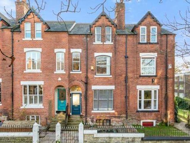 Shaw Road, Heaton Moor, 4 Bedroom Terraced