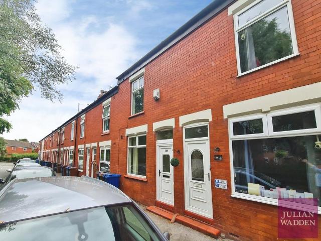 Shaw Road South, Cale Green. 2 bed terraced house to rent £1,125 pcm £260 pw