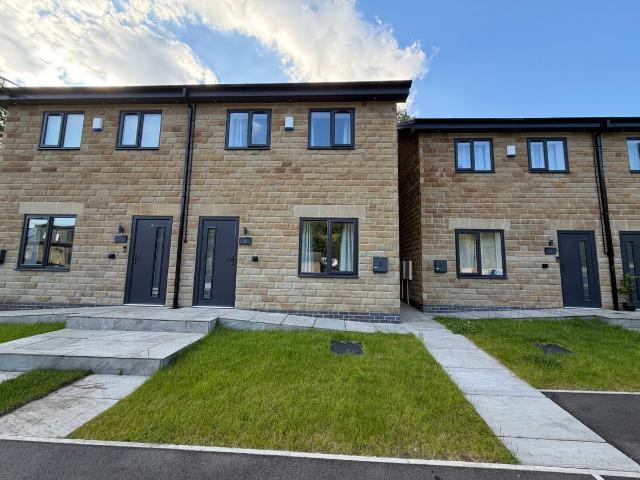 Shawclough View, Rossendale BB4, 3 bed semi detached house to rent, £1,350 pcm | PrimeLocation