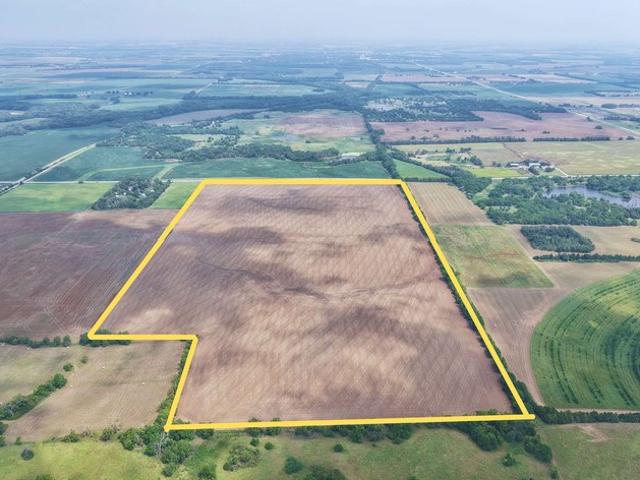 Shawnee Rd, Lindsborg, KS 67456