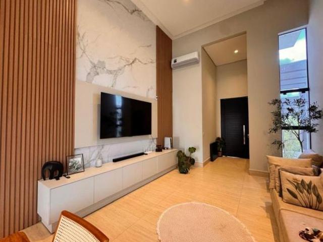 SHA 04 Lote 330m² 4 Quartos, 3 Suítes Rica em armários Lazer completo com churrasqueira