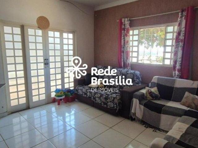 Sha Conjunto 5 Condomínio Beija Flor | Casa de 3 quartos sendo 1 suíte com 2 vagas cobertas Arniqu