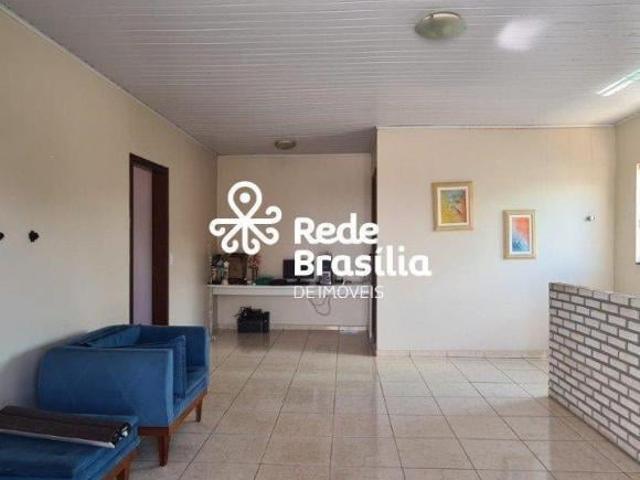 SHA Conjunto 5 Nova Aliança | Casa 4 quartos sendo 1 Suíte com 5 Vagas de Garagem Arniqueira