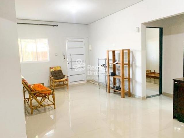 SHA Casa Arniqueiras | Casa de 3 quartos sendo 1 suite lote de 200m² Arniqueira