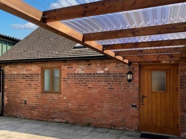 Shackerley Lane, Albrighton, 1 Bedroom Barn