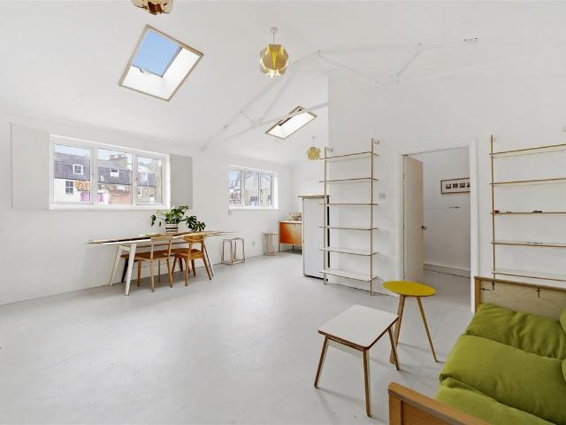 Shacklewell Street, London E2, 1 bed flat to rent, £1,950 pcm | PrimeLocation