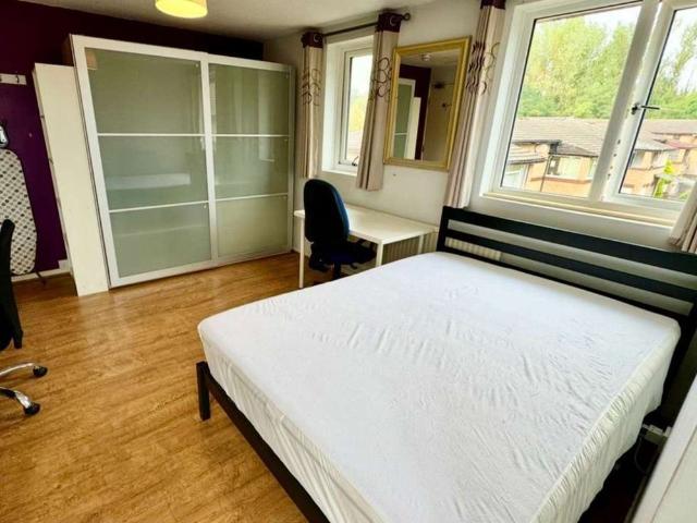 Shackleton Place GF