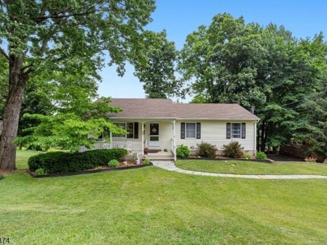 Shadowy Ln, West Milford, Home For Sale