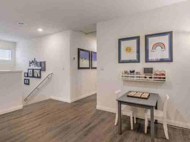 Shadow Bay 3 Bedroom Apartment for Rent at 10191 W Oleta Ave, Las Vegas, NV 89178