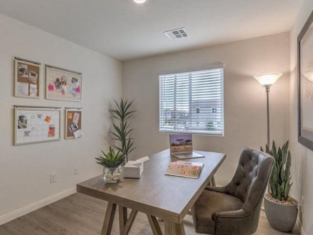 Shadow Bay 4 Bedroom Apartment for Rent at 10191 W Oleta Ave, Las Vegas, NV 89178