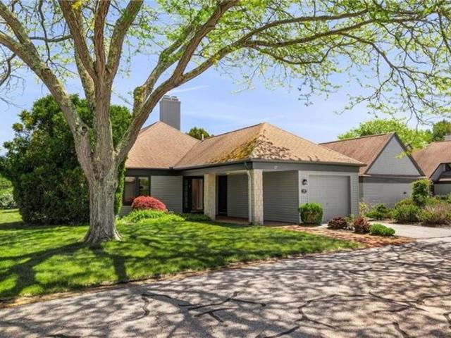 Shadow Farm Way, South Kingstown, Condo For Sale