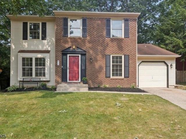 Shadow Oak Ct, Mount Laurel Township, Home For Sale