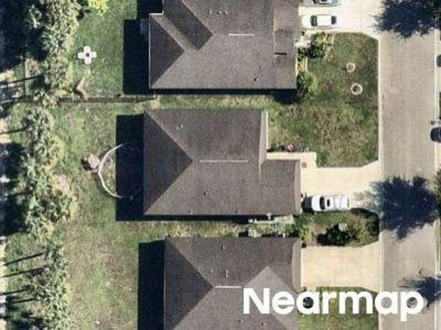 Shadow Lakes Dr