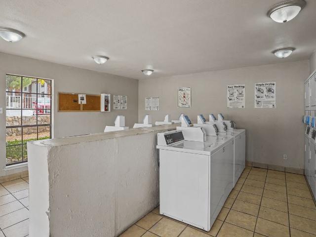 Shadow Ridge Apts. 2 Bedroom Apartment for Rent at 9375 Viscount Blvd, El Paso, TX 79925 Stonehaven