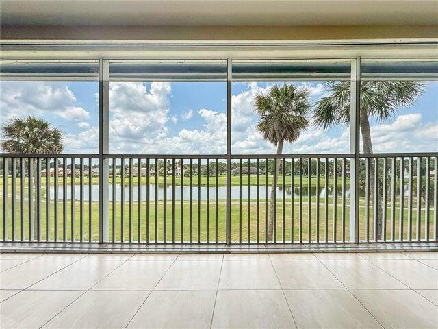Shadow Wood Ln Apt,titusville, Condo For Sale