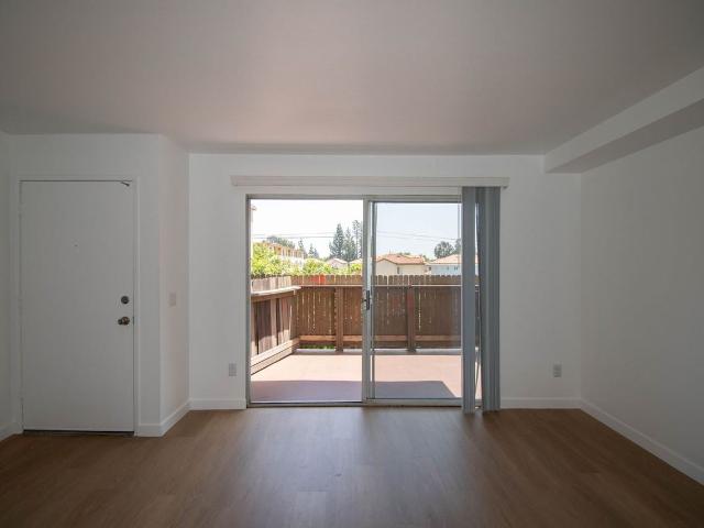 Shadow Trails 1 Bedroom Apartment for Rent at 15520 Foothill Blvd, Los Angeles, CA 91342 Sylmar