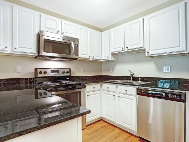 Shadowbrook 1 Bedroom Apartment for Rent at 8500 148th Ave Ne, Redmond, WA 98052 Willow Rose Hill