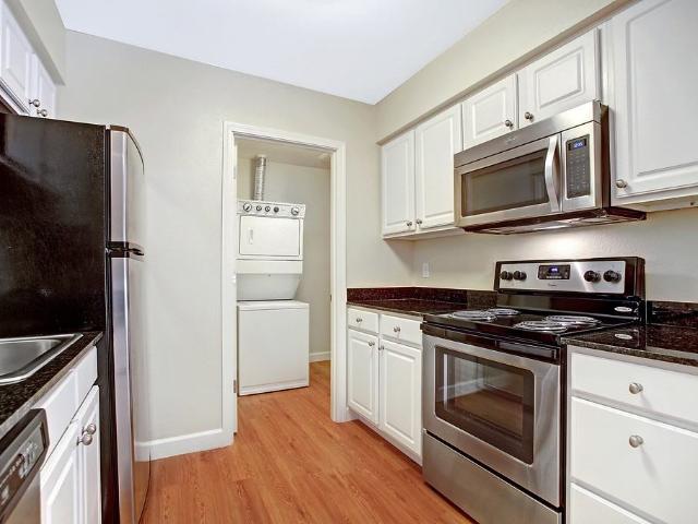 Shadowbrook 3 Bedroom Apartment for Rent at 8500 148th Ave Ne, Redmond, WA 98052 Willow Rose Hill