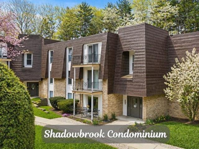 Shadowbrook Ln Apt,milford, Condo For Sale