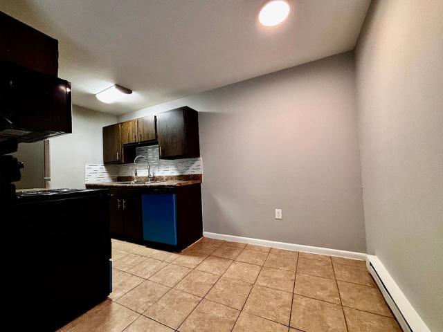 Shadowood Apartments 2 Bedroom Apartment for Rent at 519 S Main St, Englewood, OH 45322