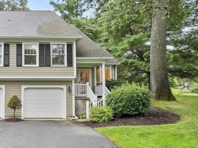 Shady Brk Unit,west Springfield, Condo For Sale