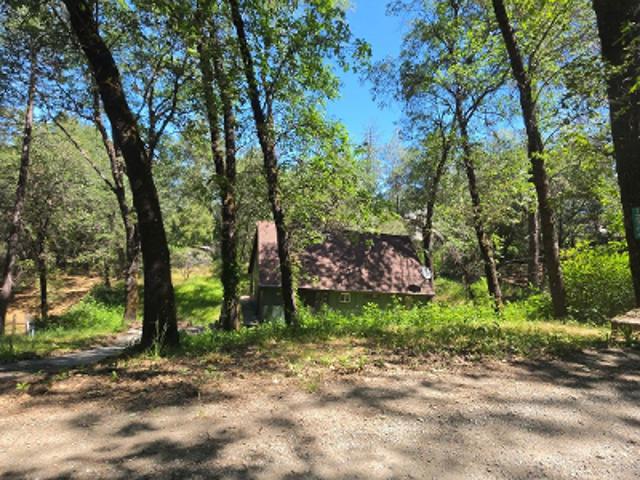 Shady Creek Dr