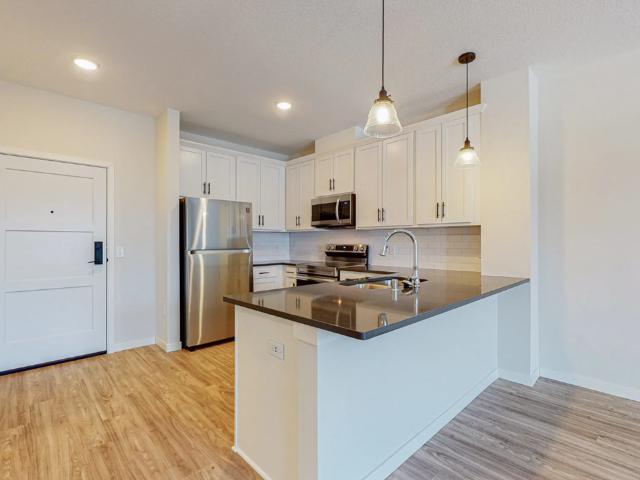 Shady Oak Crossing 2 Bedroom Apartment for Rent at 4312 Shady Oak Rd S, Hopkins, MN 55343